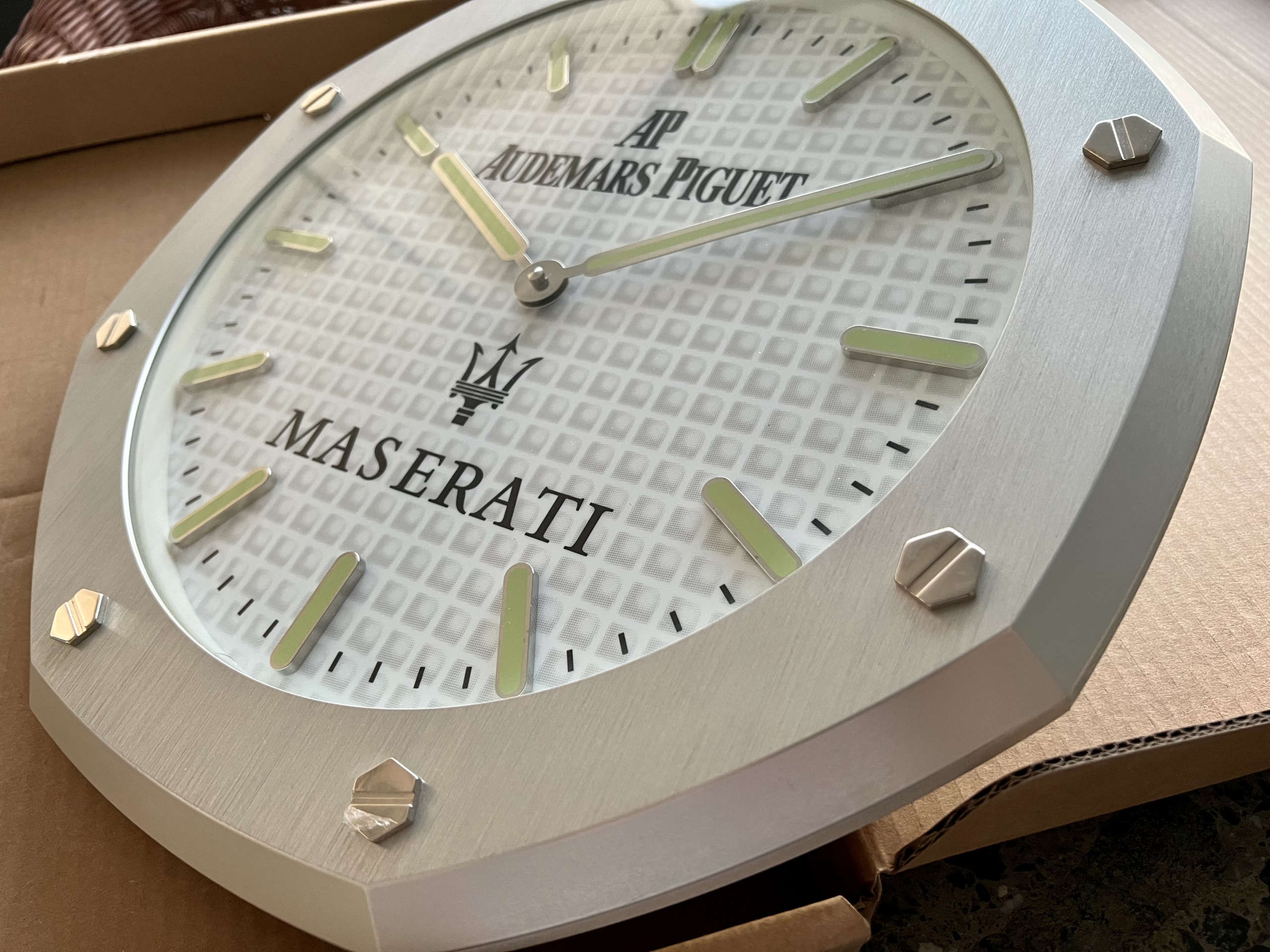 AUDEMARS PIGUET original Royal Oak dealer's wall clock, XL size ...