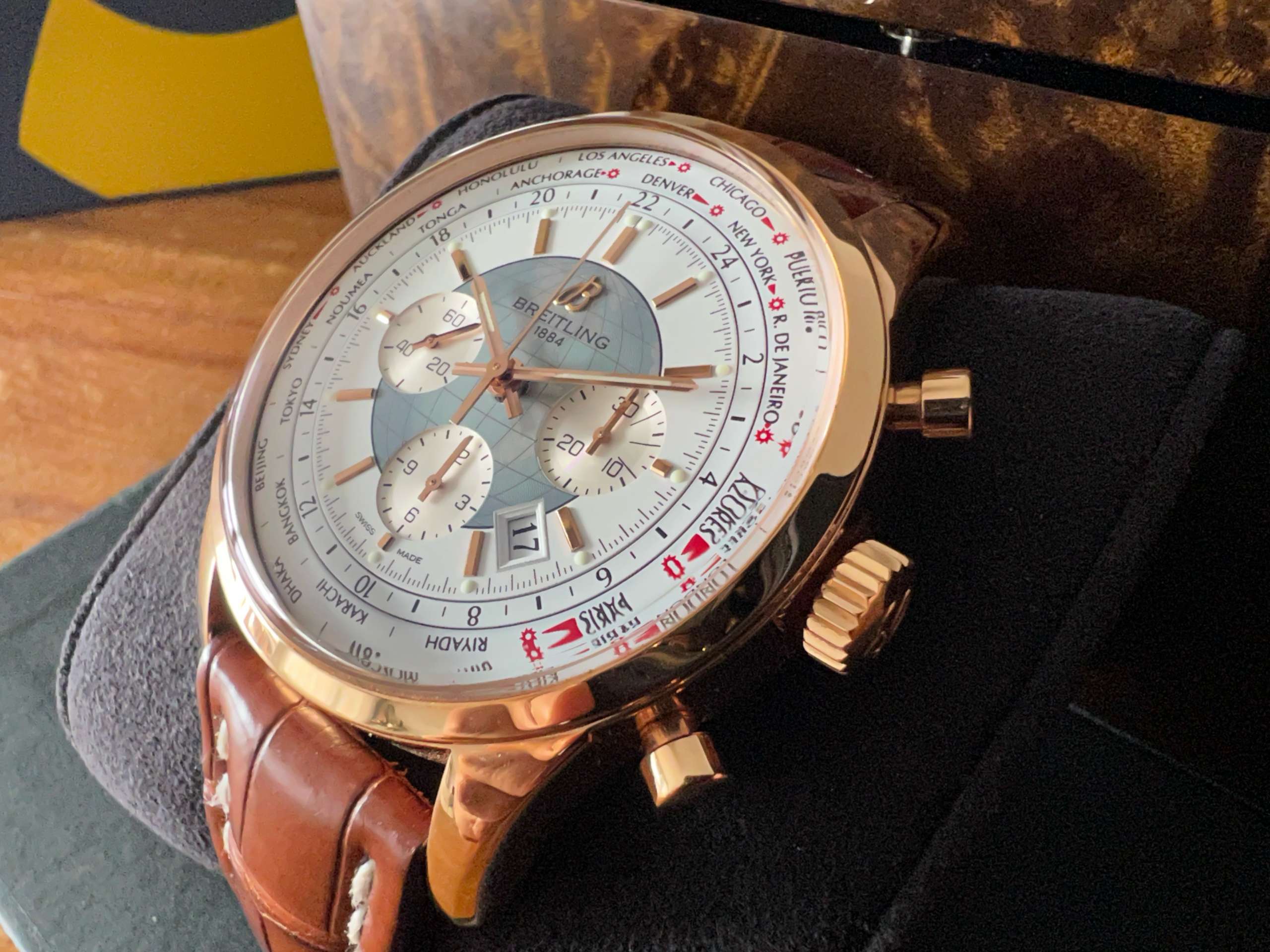 BREITLING Transocean Chronograph Unitime - 18K Rose Gold - Folding ...